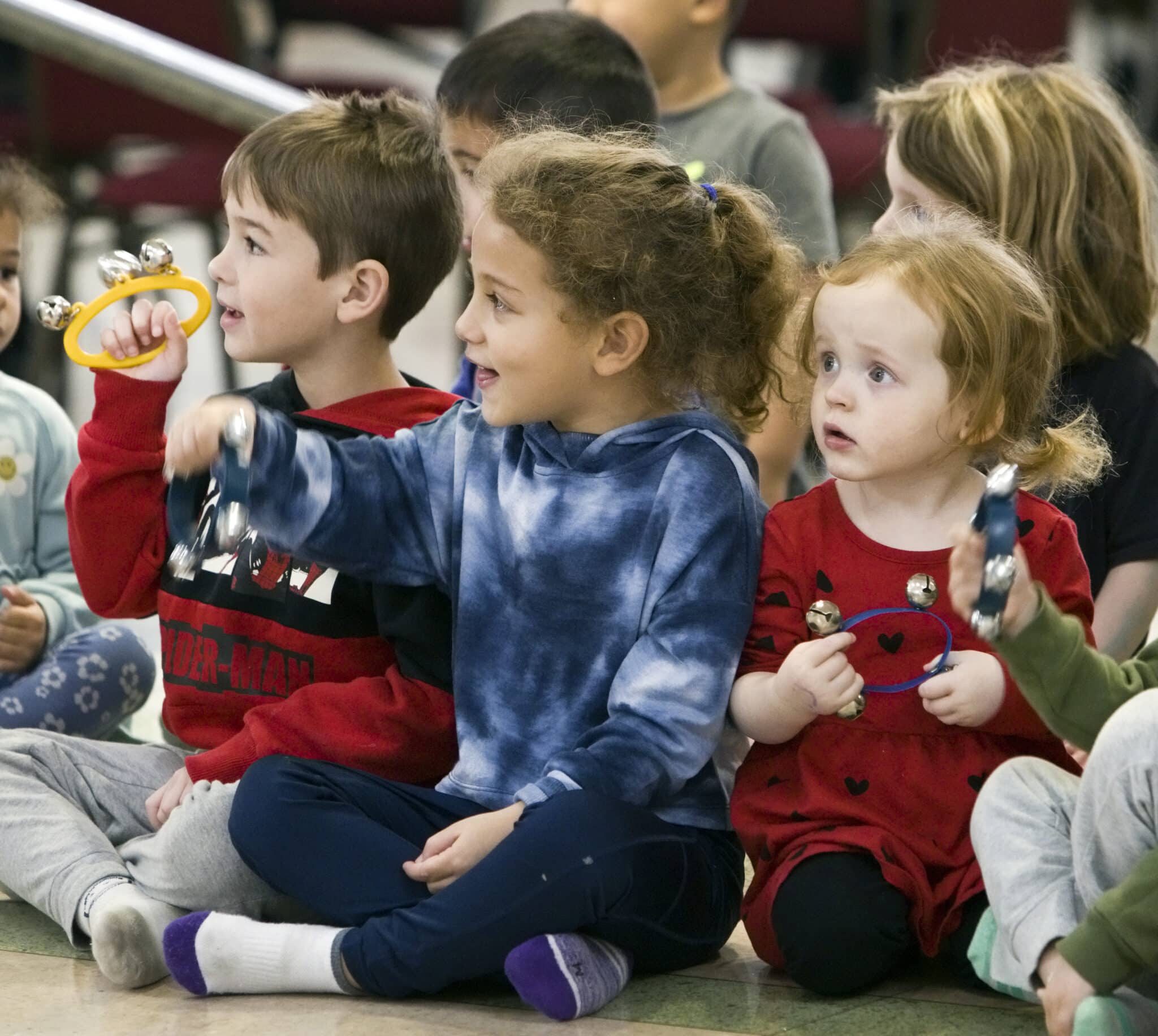 Seniors and Children connect at WTTW Kids Program - Oak Park Arms